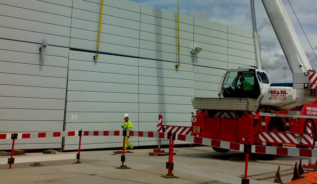 Acoustic Barriers for Data Centres - IAC Acoustics